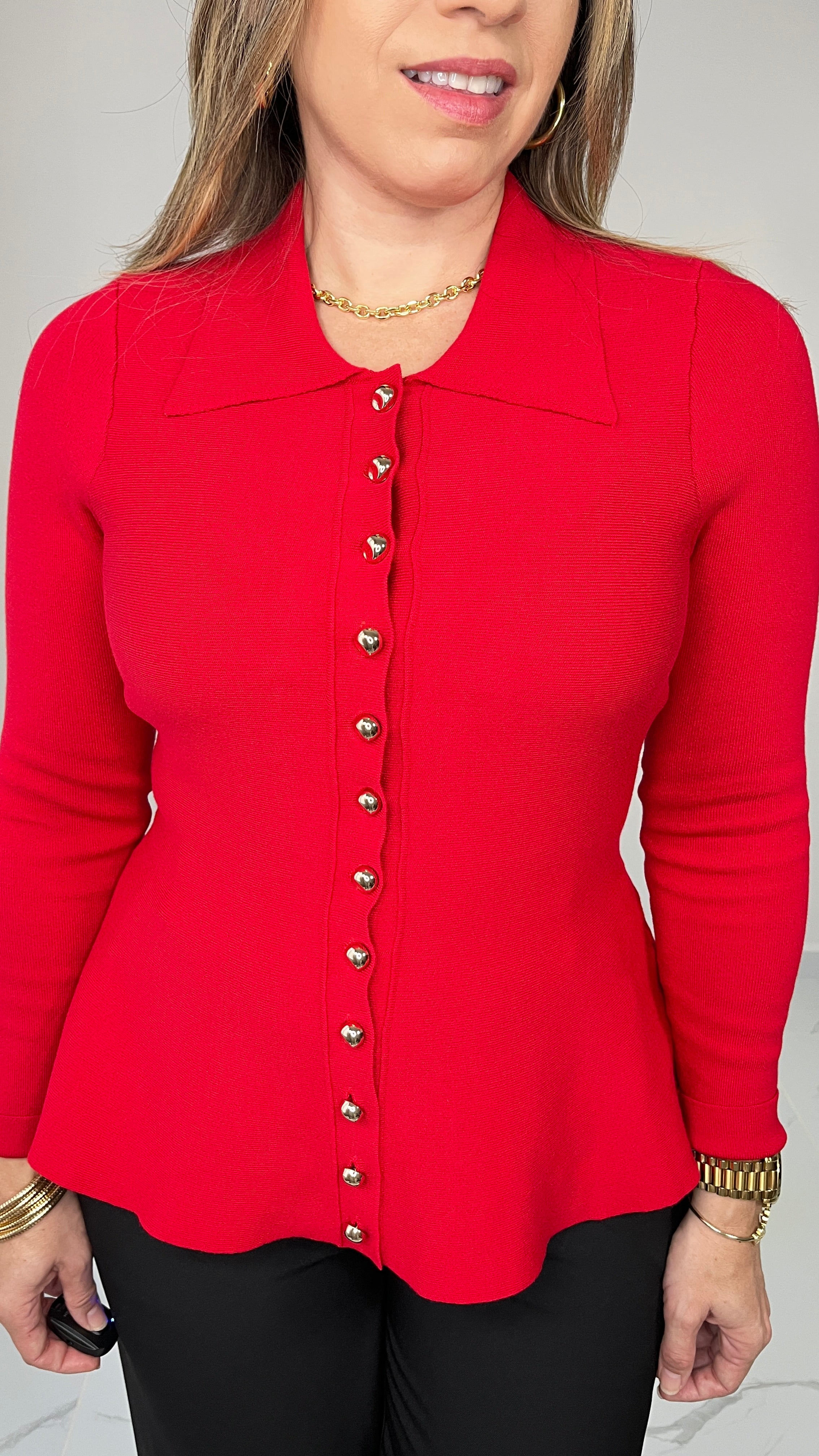 Buttons Red Top – Arenas Boutique